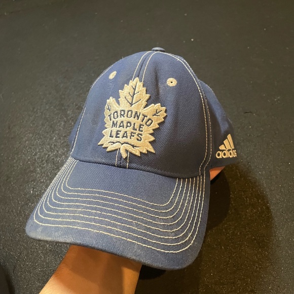 adidas | Accessories | Vintage Toronto Maple Leafs Snap Back Adidas ...